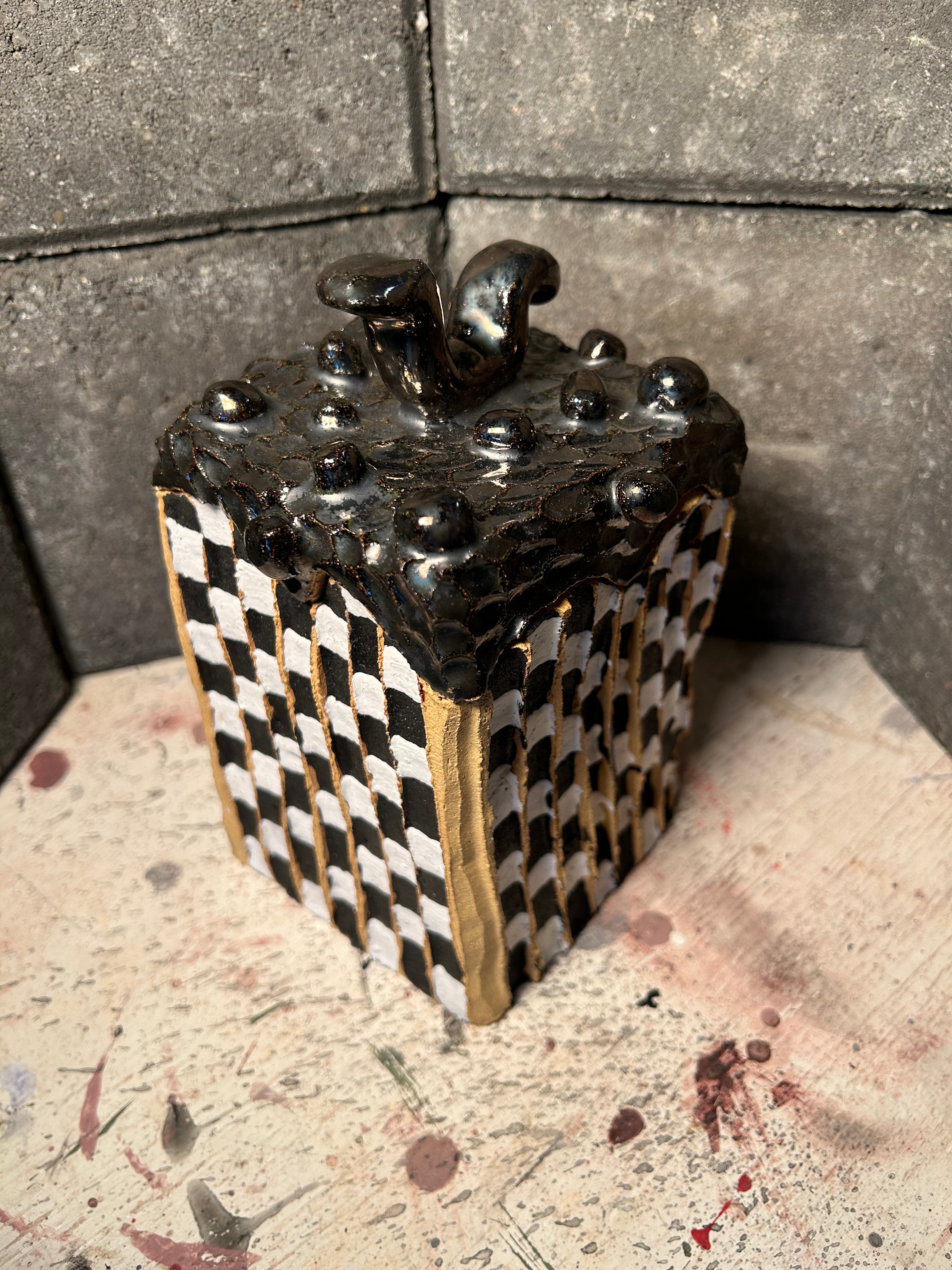 Checkered Box – Mudd's Abyss